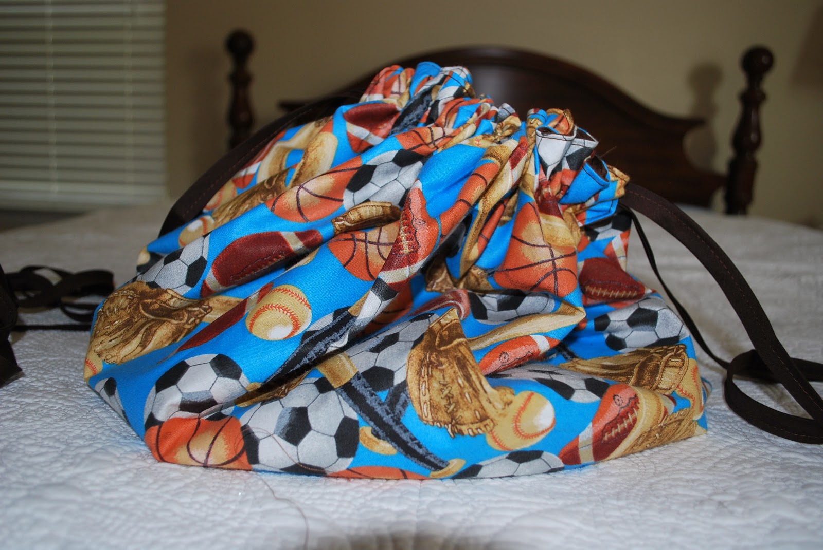 If I Can Sew It, You Can Sew It: Lego Sack Tutorial