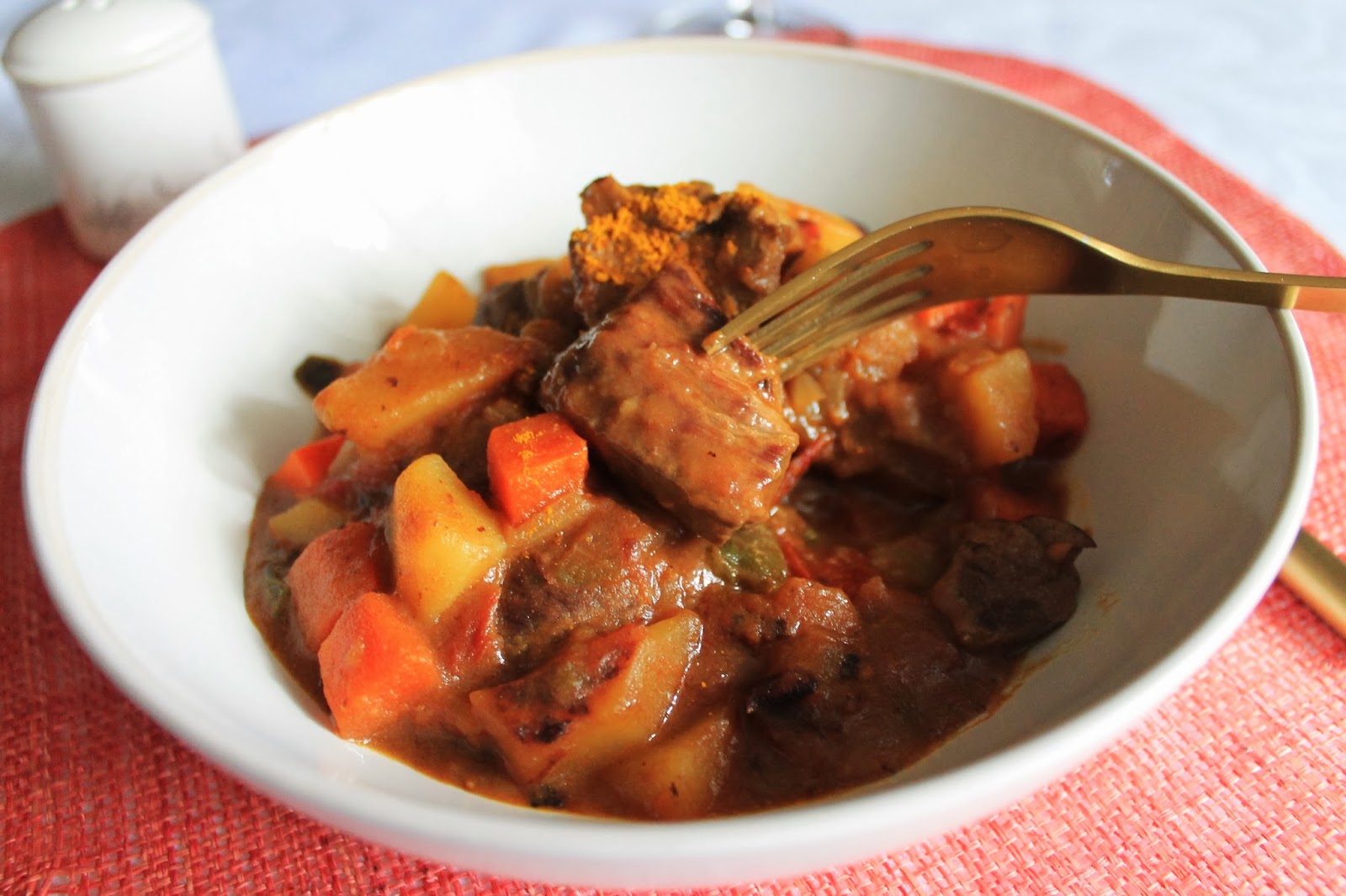 PRINCIPIANDO EN LA COCINA: Carne guisada al curry