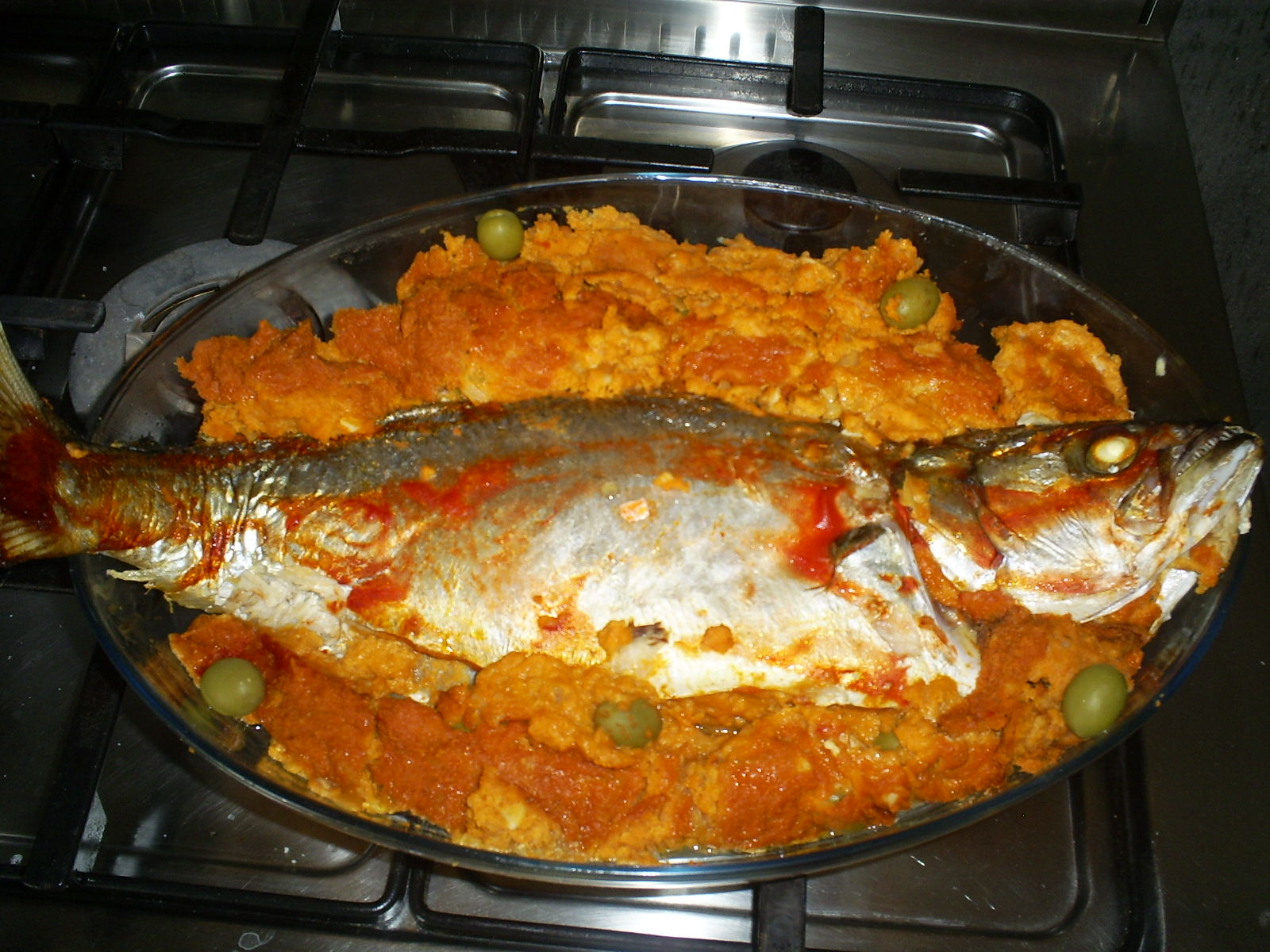 Receitas deliciosas: Anchova assada recheada