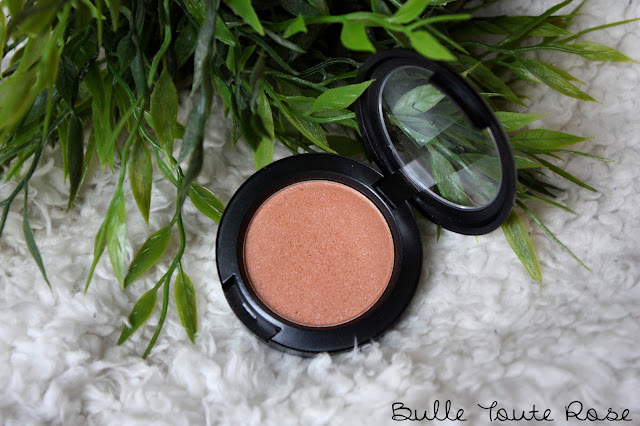 Une Bulle toute Rose : Trace Gold, une merveille signée M.A.C ...