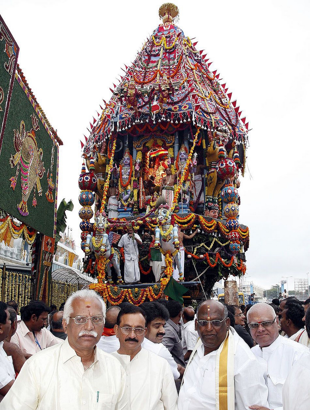 Tirumala Venkatesha Brahmotsavam-Rathotsavam Photos Pictures Images ...