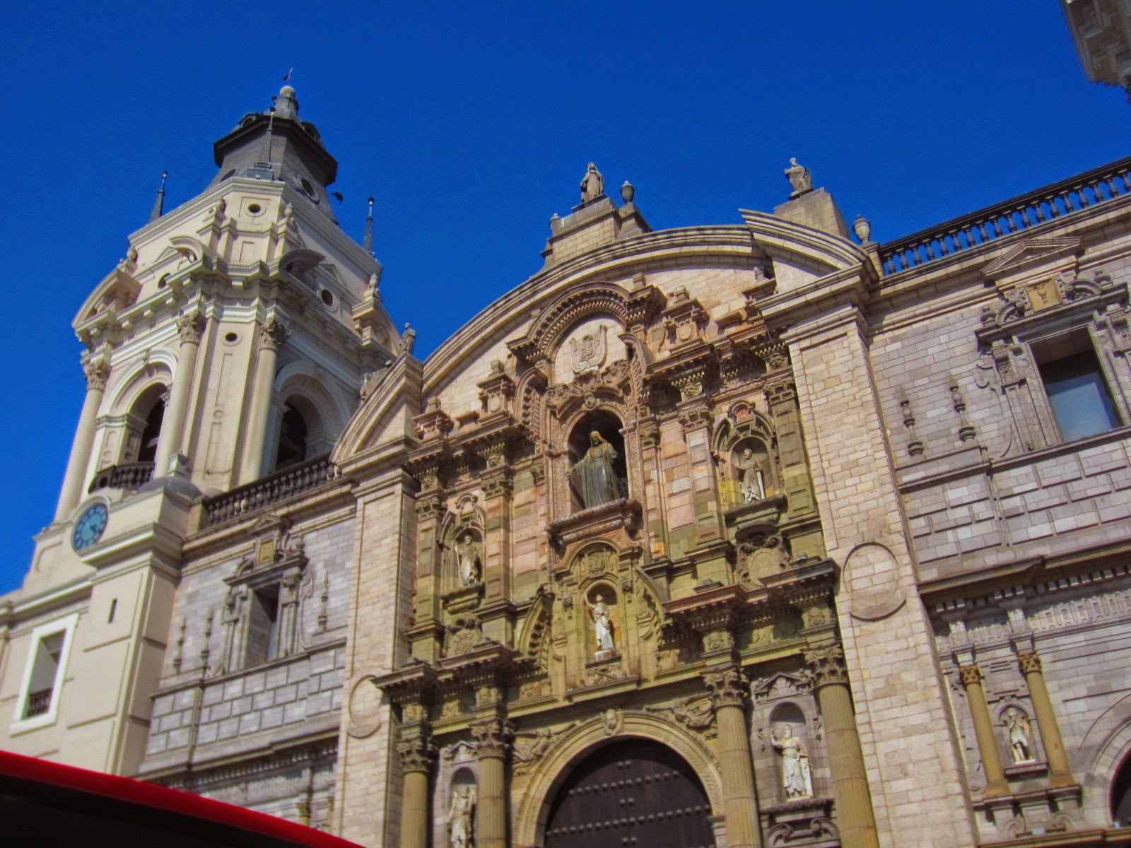 Adventures of a Wild Sunflower: Church & Monastery of St. Francis - Peru