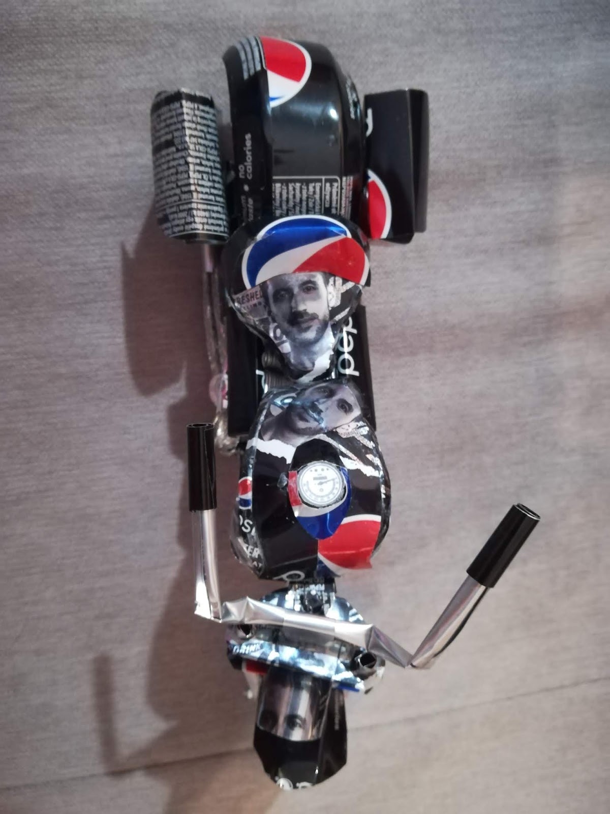 Pepsi Dancsó Péter chopper V8 (soda can) ~ Vereckei Tibor rajzai