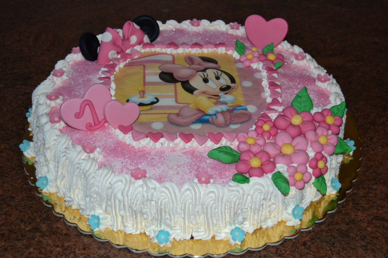 Dolce Universo realizza torte artistiche di compleanno e nuziali ...