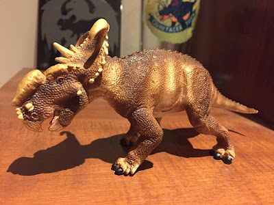 Prehistoric Beast of the Week: Safari Ltd Review: Pachyrhinosaurus