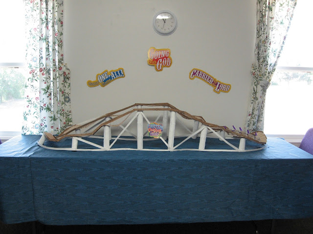 Almost Unschoolers: Summer Fun Day 58 - Cardboard Roller Coaster Craft