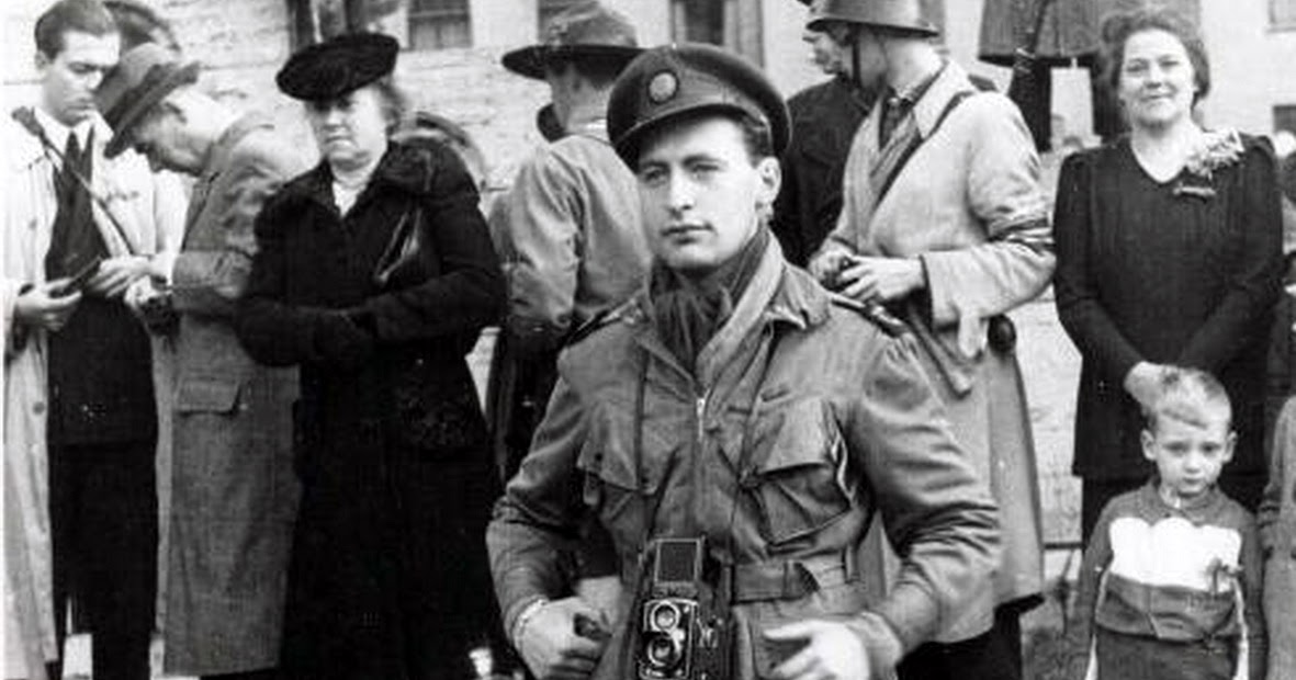 World War II Pictures In Details: British War Correspondent in Holland ...