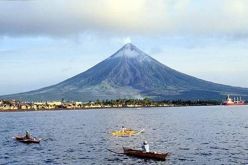 Dreamrose: BULKANG MAYON-(MAYON VOLCANO)