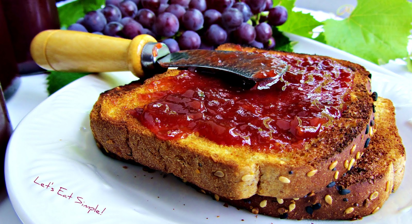 Let's eat......simple!: Concord Grape Jam