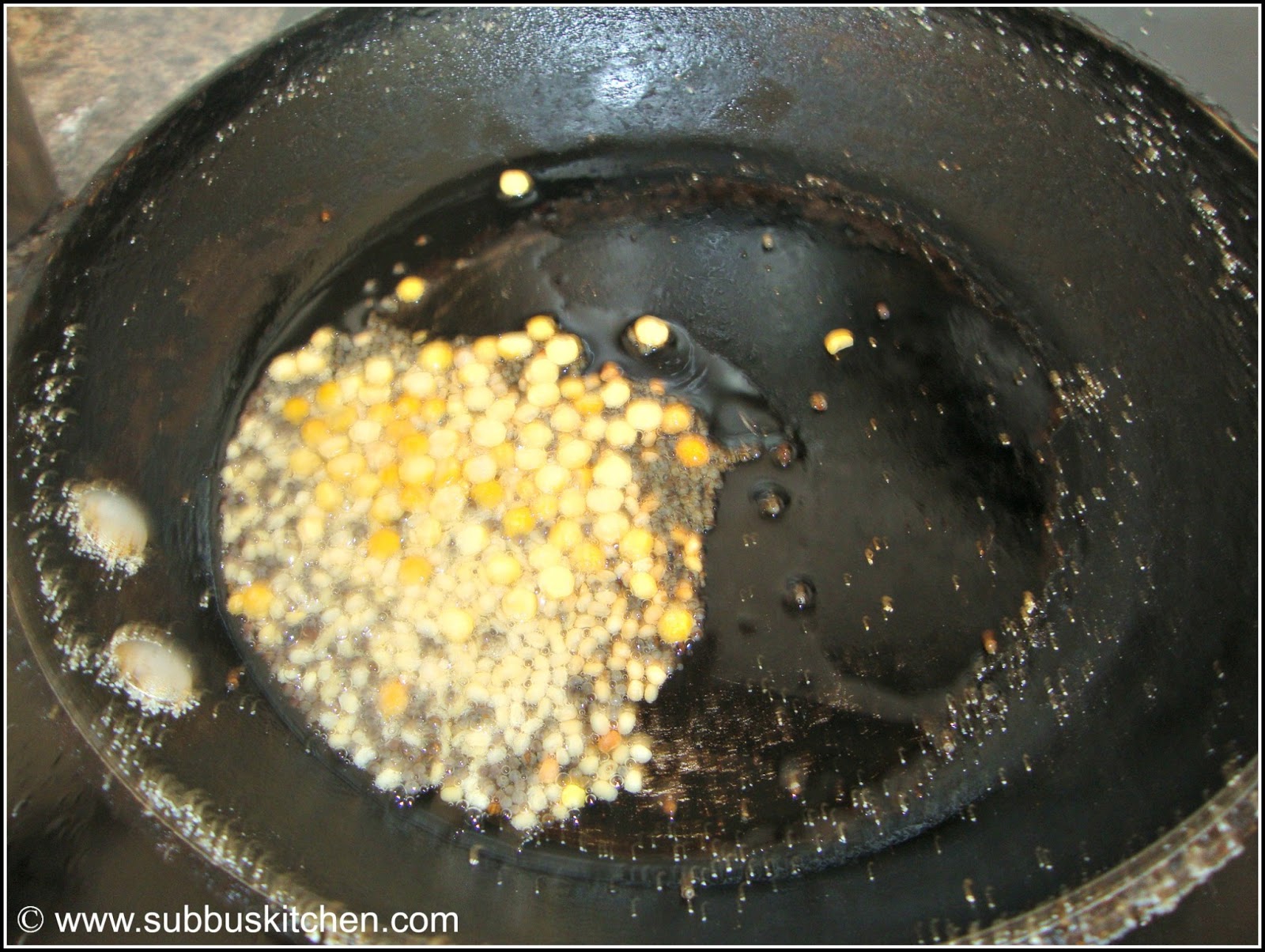 Rava Upma | Uppuma - Subbus Kitchen