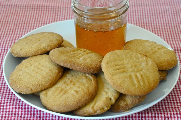 German Honey Cookies Recipe - You n Mine Recipes