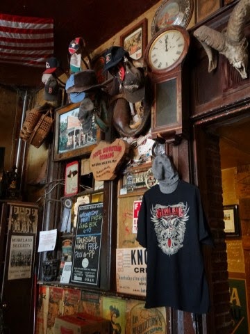 Walkabout With Wheels Blog: Genoa Bar and Saloon: Nevada's Oldest ...