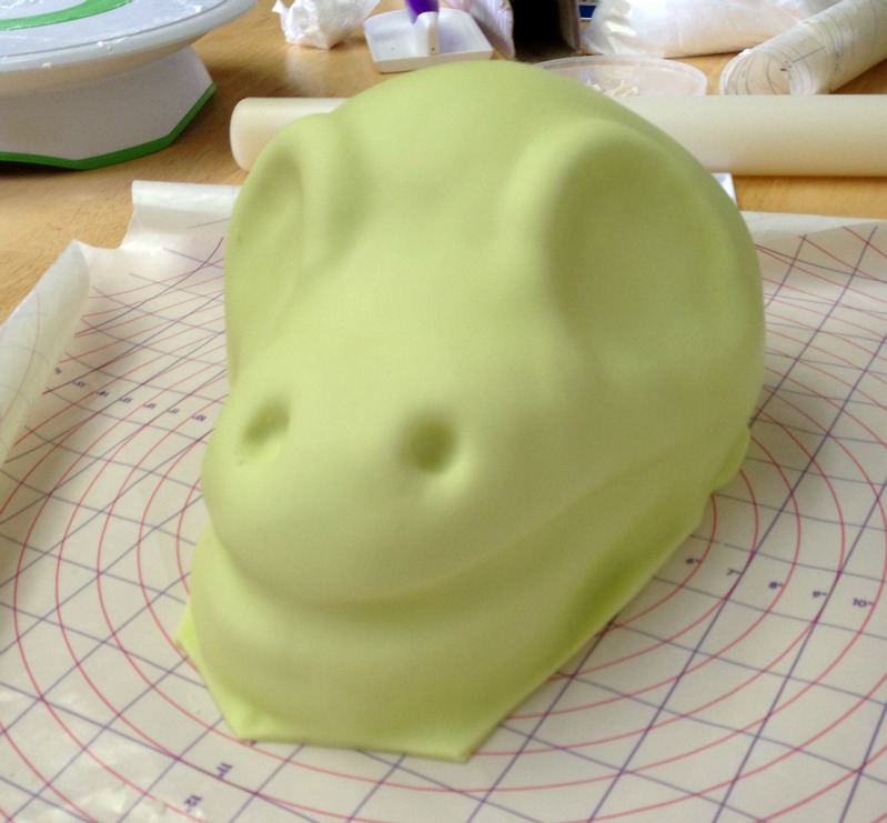 The Crafty Conundrum: SYTYC -T-Rex Cake Tutorial