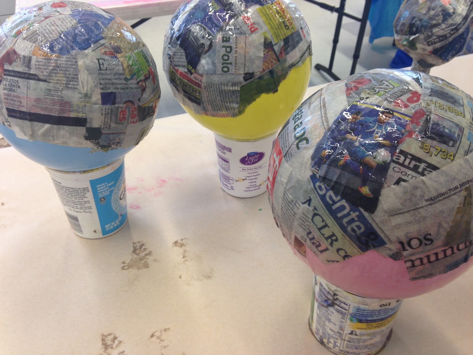 Art Room Blog: Advanced Art Club Paper Mache Fish...
