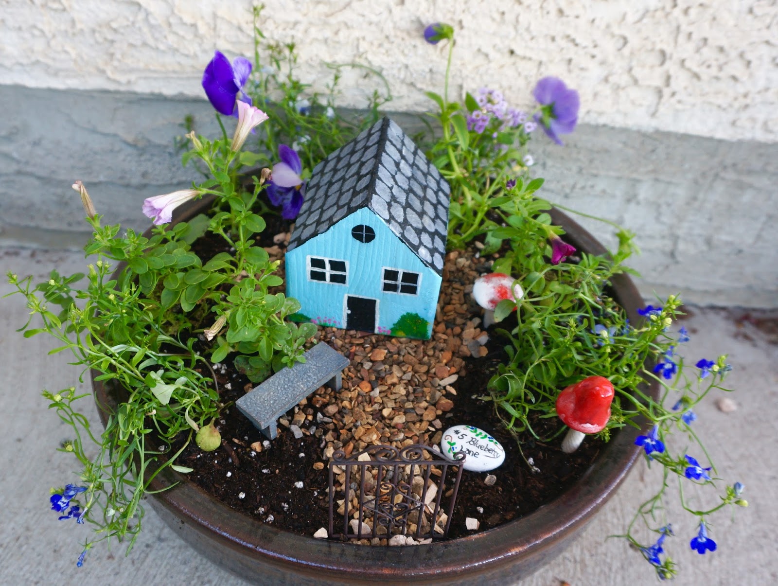 that artist woman: Mini Gardens with Students