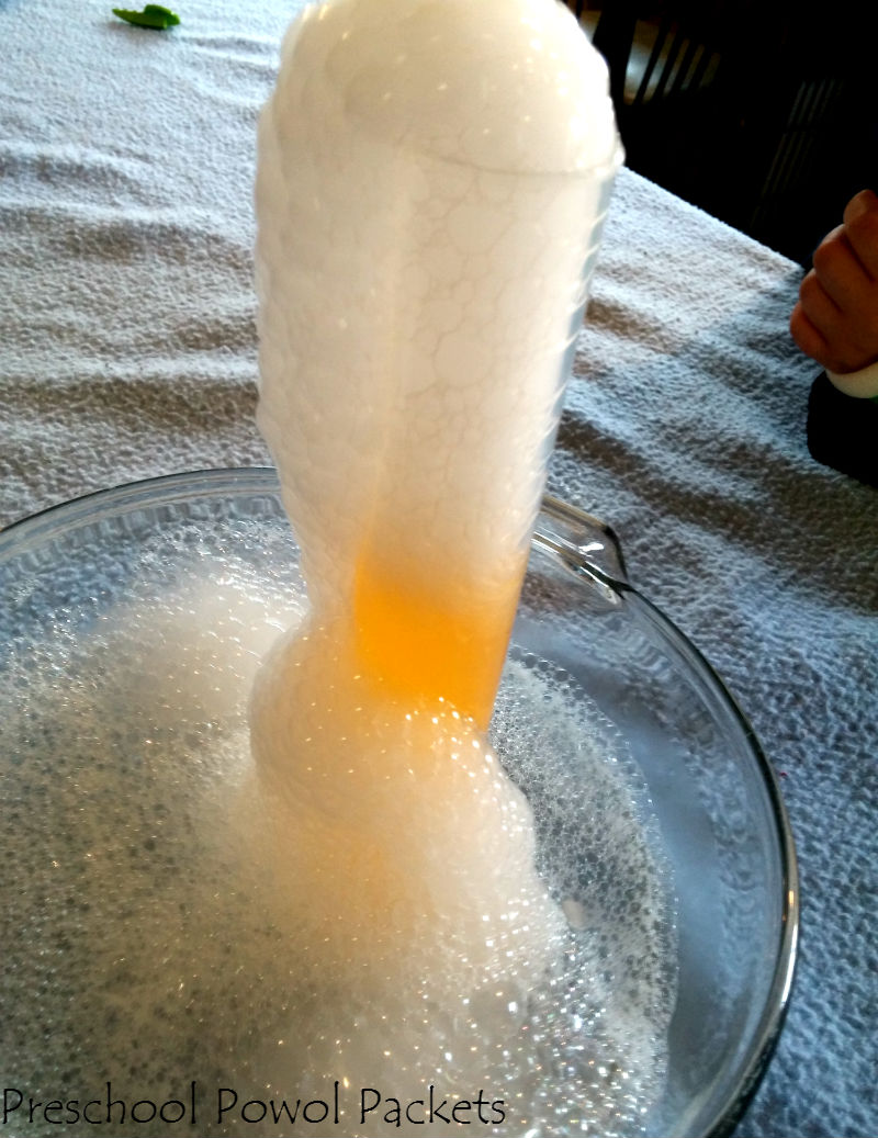 Dry Ice Bubble Science Experiment | Preschool Powol Packets Dry Ice Bubble Science Experiment | Preschool Powol Packets