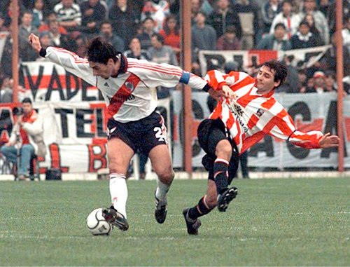 FUTBOL RUSTICO: Roberto Trotta Roberto Trotta