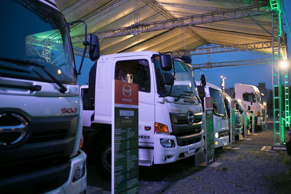 Hino Launches Euro IV Trucks and Buses in Visayas Region | CarGuide.PH ...