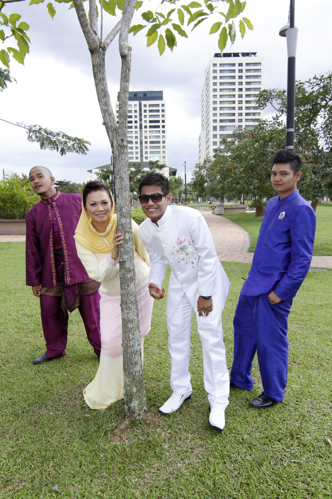 Perfectly Refined Resources: Wedding Azlan Meet Uncle Hussein (Azlan ...