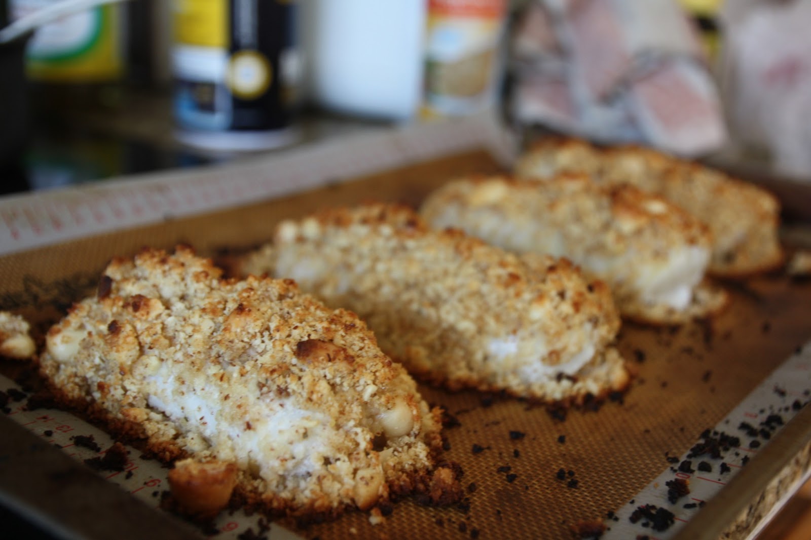 dr. sweet tooth: Macadamia Nut Crusted Cod