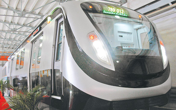 Ligado no Rio.: Primeiro trem do metrô chega ao Rio de Janeiro este mês.