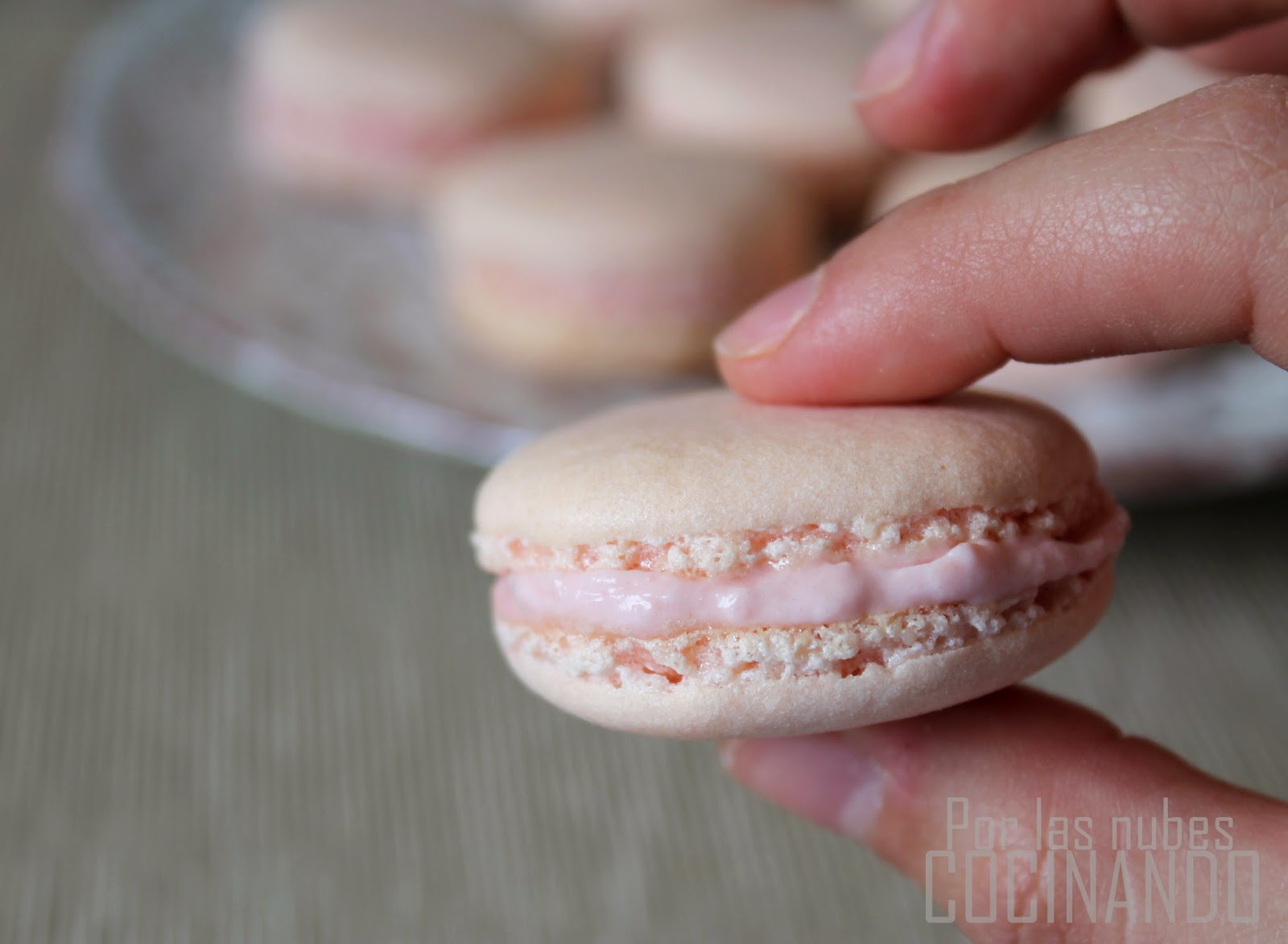 Por las nubes cocinando: Macarons de fresa para el Día de la Madre
