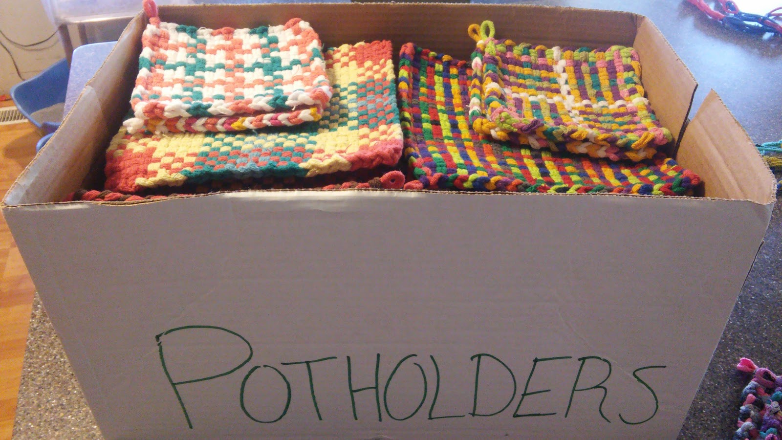 The Sewing Goatherd: Rag Rugs, Potholder Style