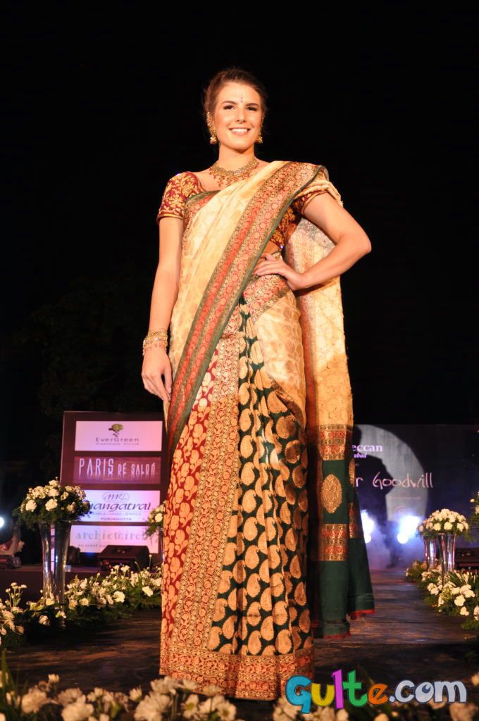 Designer Saree Blouse for Back - Saree Blouse Patterns