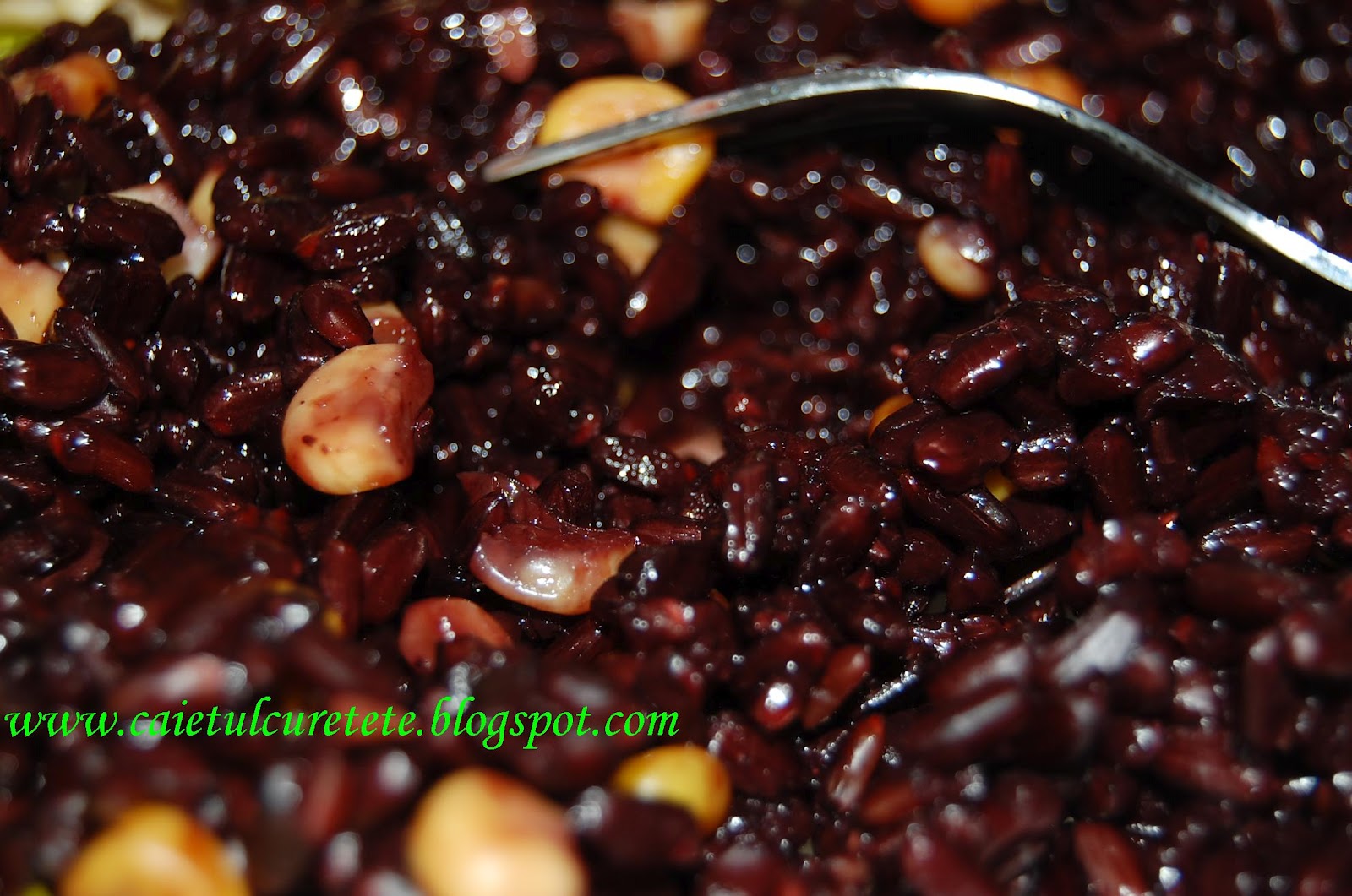 Caietul cu retete: Orez negru cu porumb