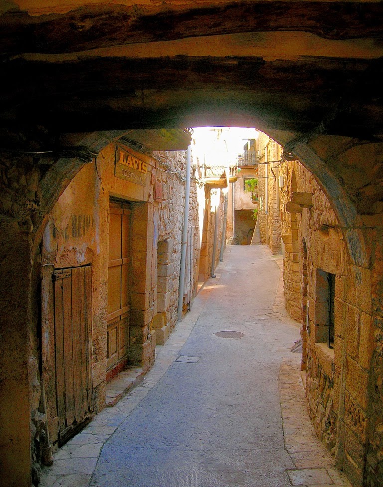 Viajes en Autocaravana con Anthercas: Cataluña Medieval