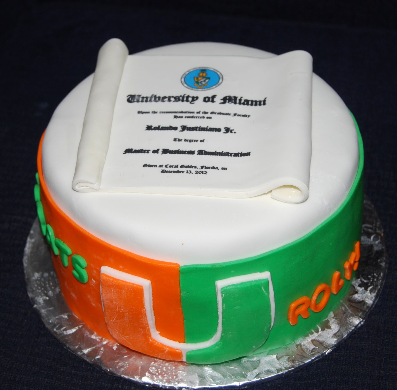 Leelees Cake-abilities: UM Graduation Cake