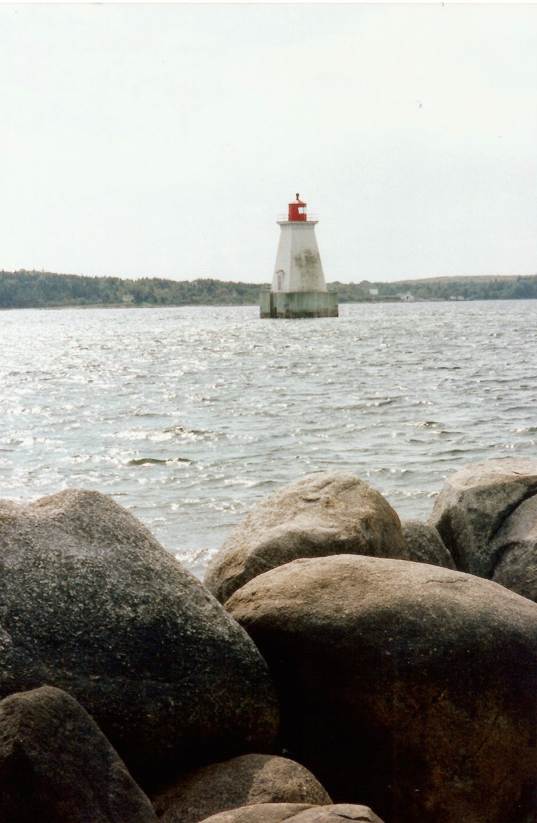 Neal's Lighthouse Blog: Sandy Point Lighthouse, Shelburne, Nova Scotia