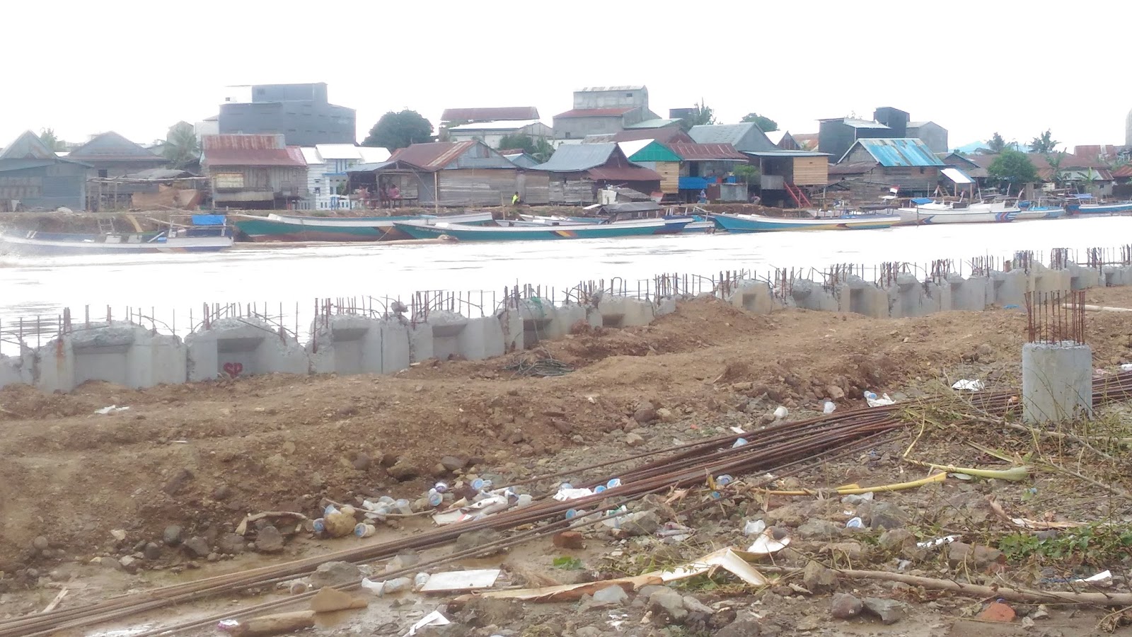 PEMANTAUAN PEMBANGUNAN TEMPAT PELELANGAN IKAN (TPI) PROGRES 75% ...