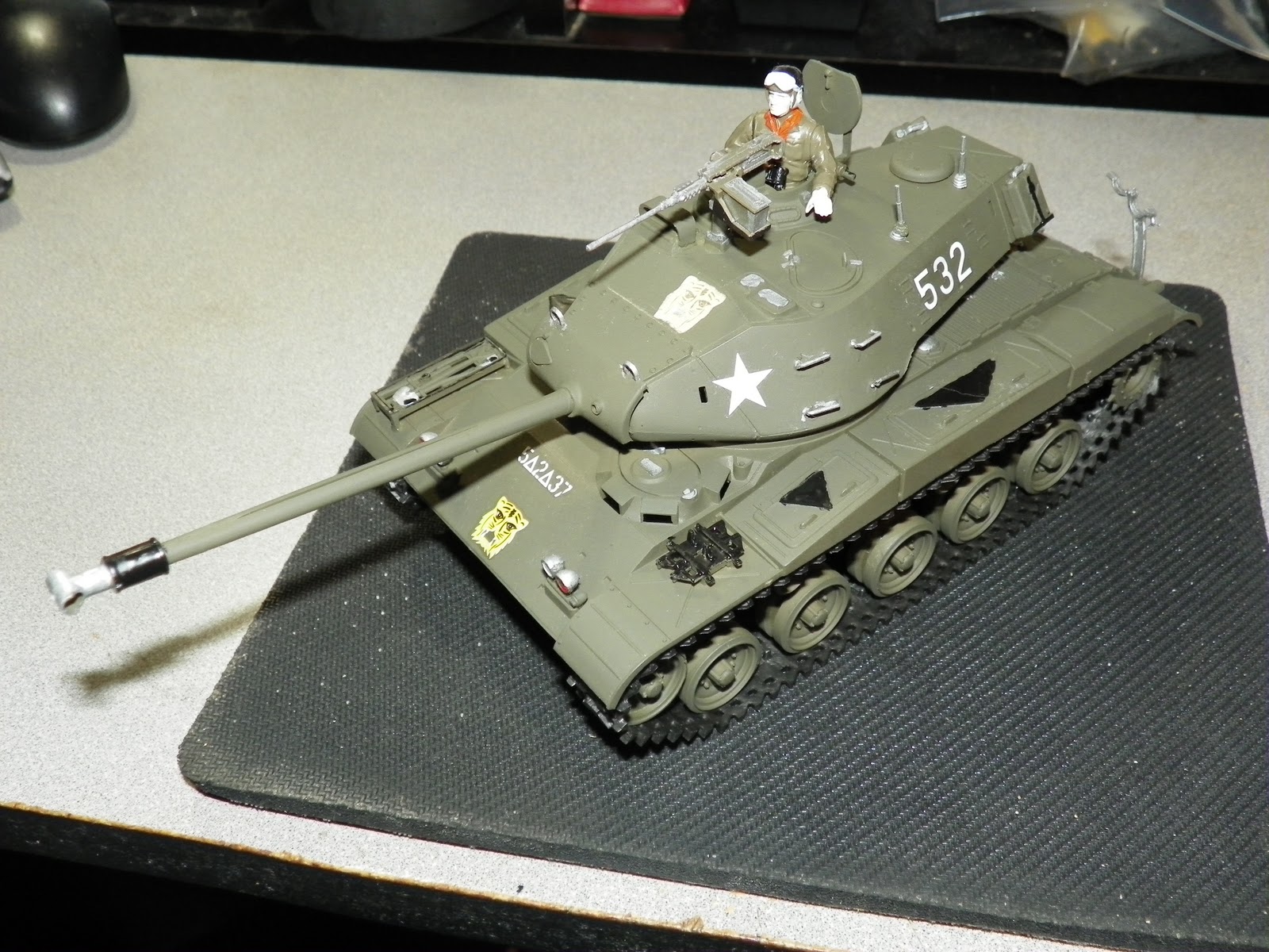 Underdog's Utterings: M41 Walker Bulldog Tank