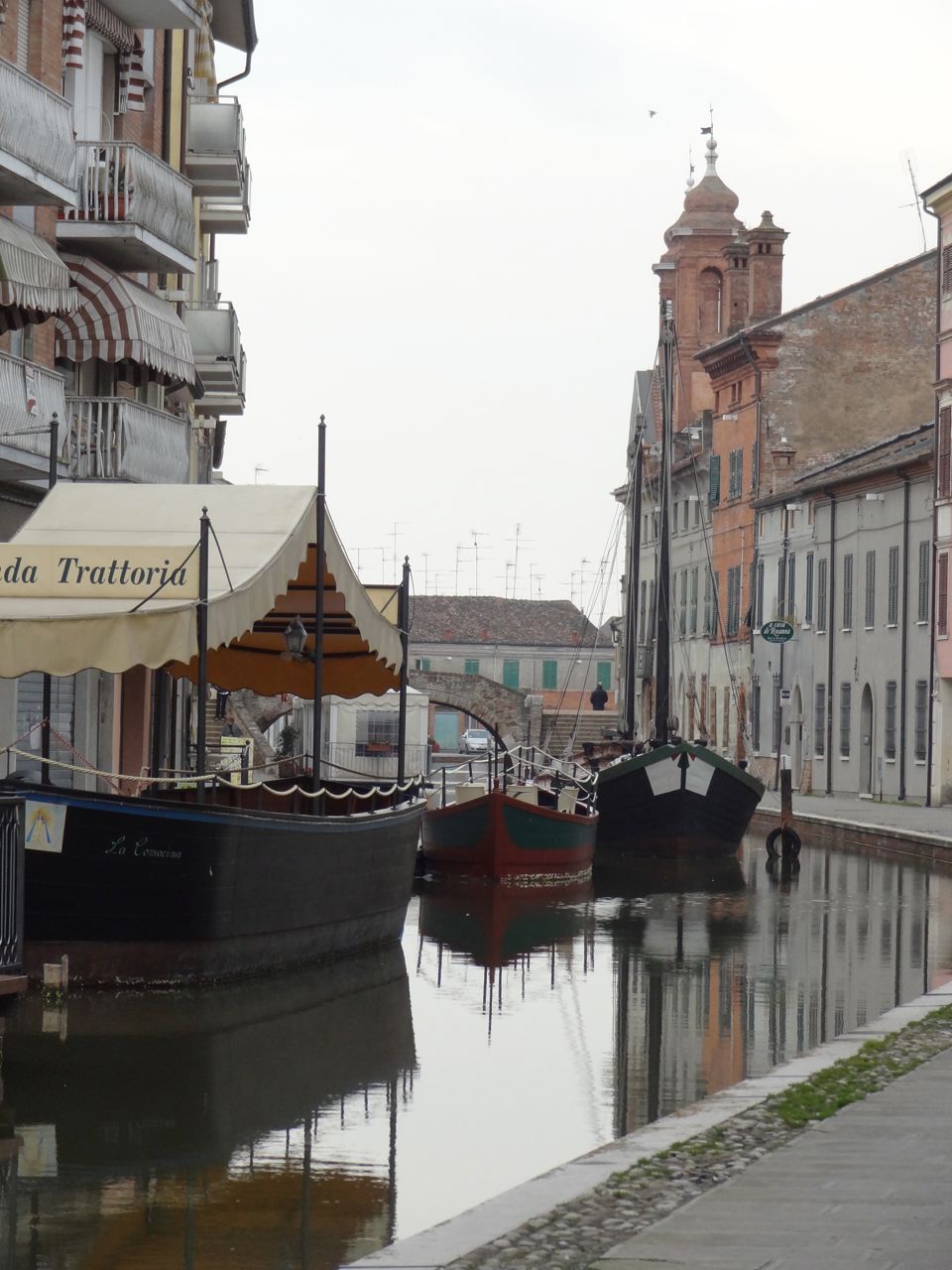Scrumpdillyicious: Comacchio: 'Little Venice' on the Po River Delta