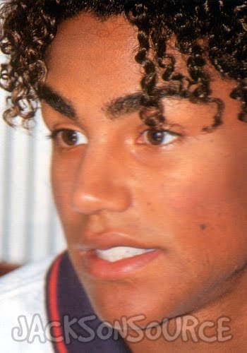 Vanessa Hudgens 2011: taryll jackson married