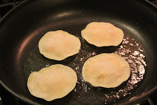 Delicious Dishings: Buffalo Chicken Fried Ravioli
