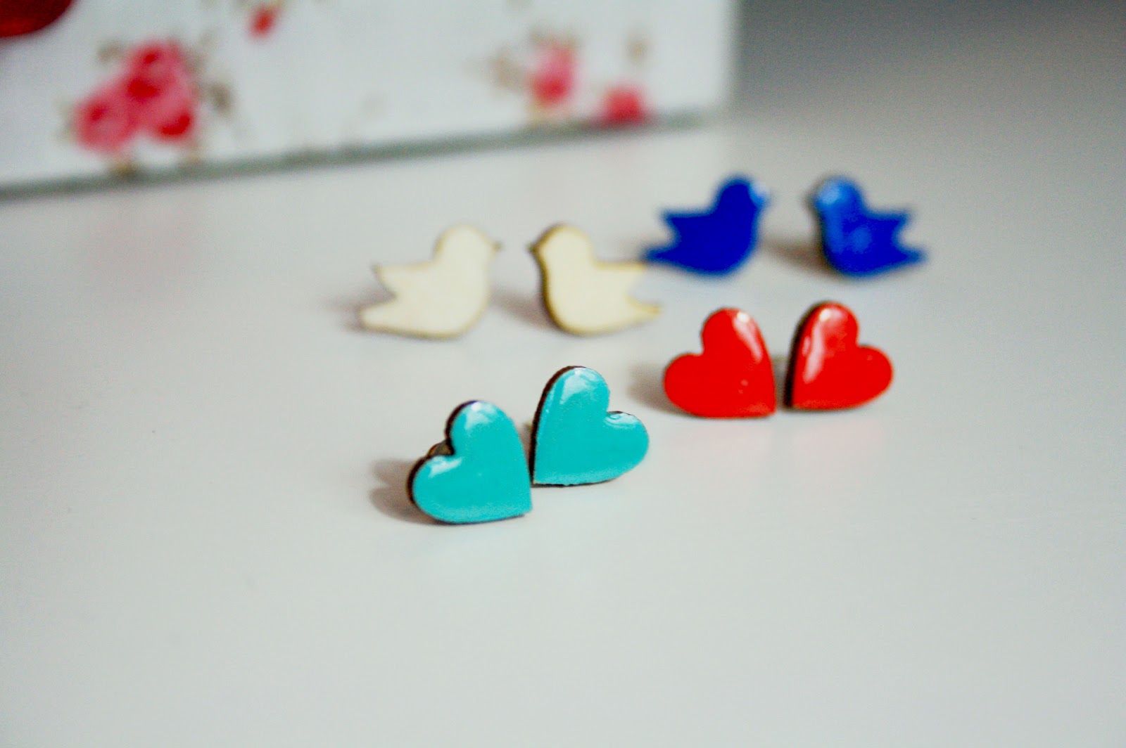 Team Teacup: Easy enamel ear stud tutorial