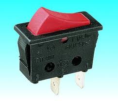 PARTES INTERNAS Y EXTERNAS DE UNA FUENTE DE PODER : PARTES EXTERNAS