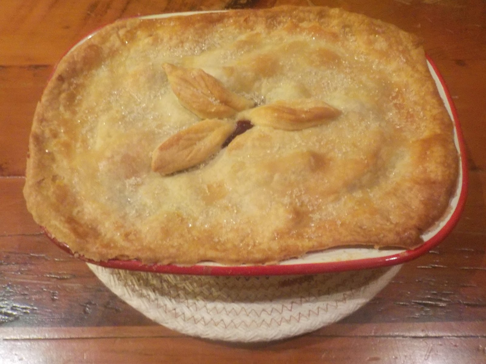 a hopeful nature: Mmmm...Mulberry and Apple Pie