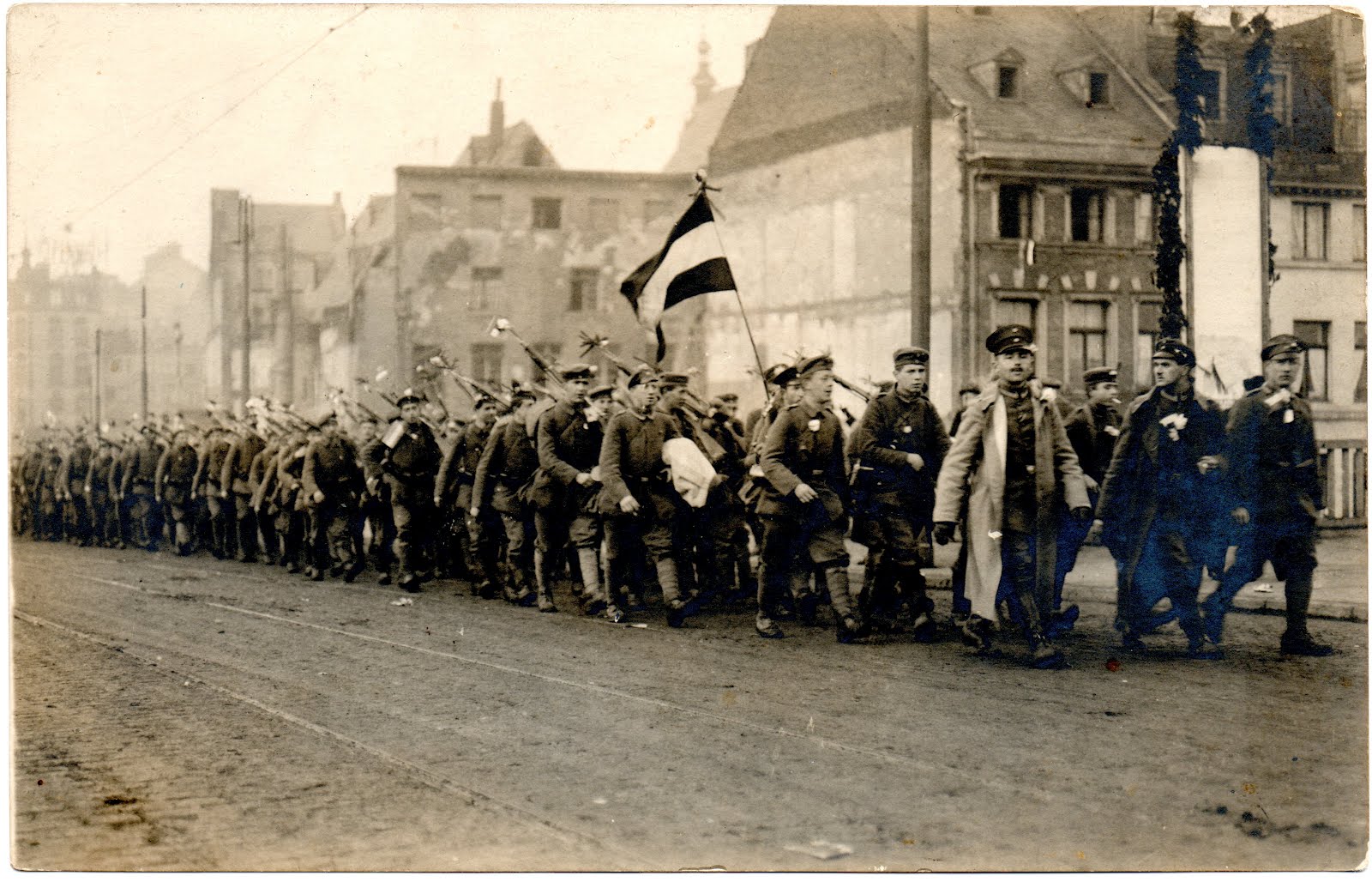 Great War Postcards: May 2012