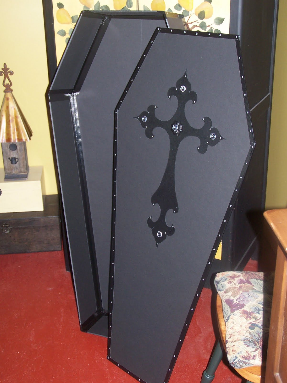 Rhonda Cable: Home made coffin