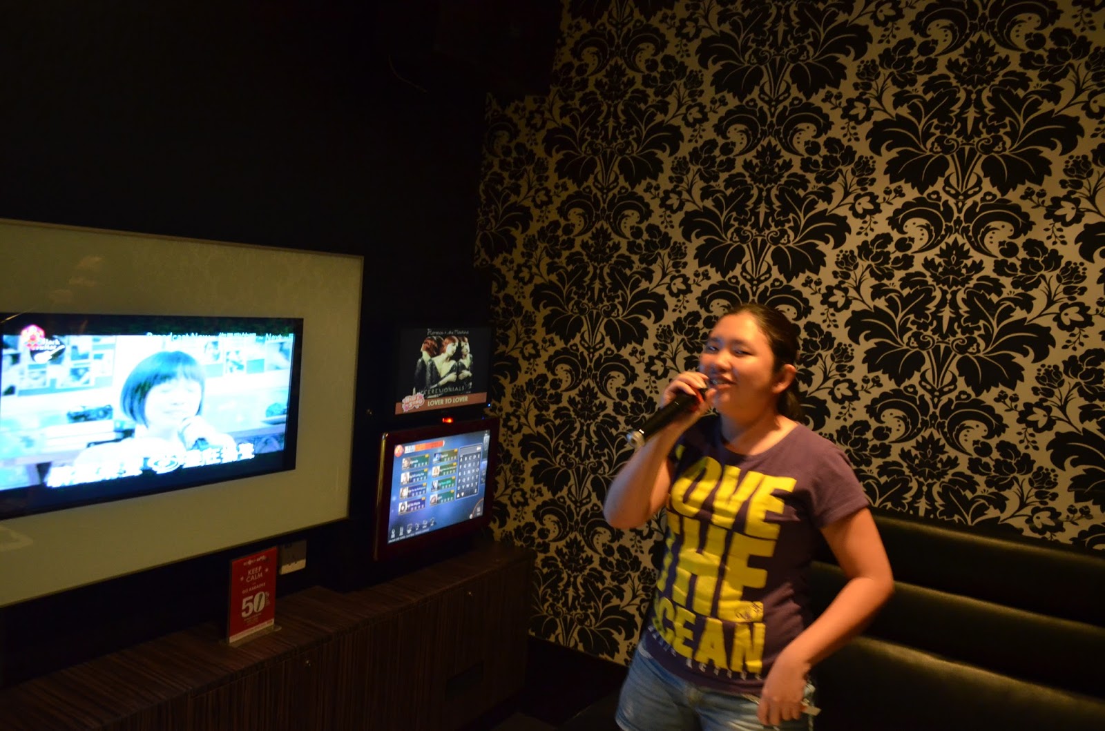 Our Journey : Penang Gurney Plaza Mall - Red Box Karaoke