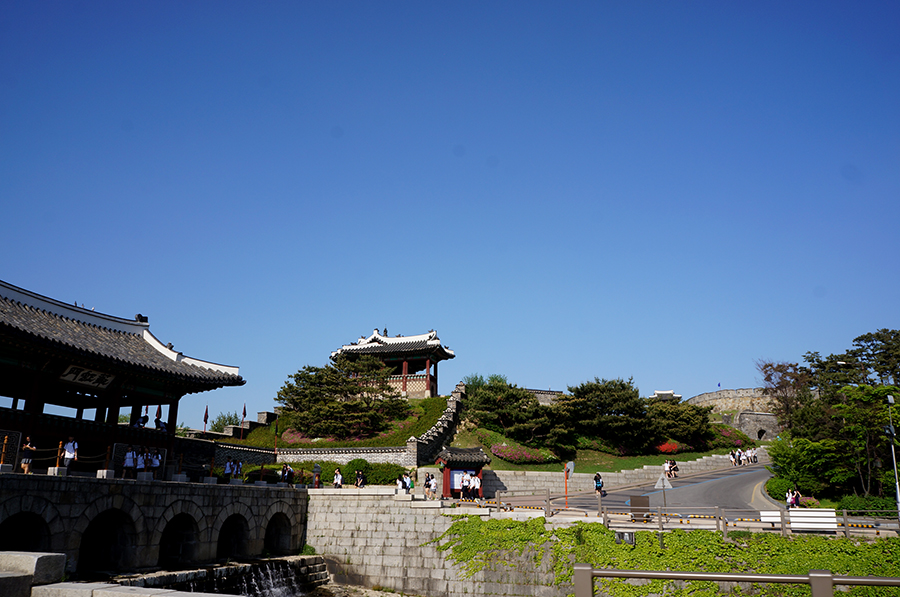 Suwon: clear skies above - Theheyheyhey