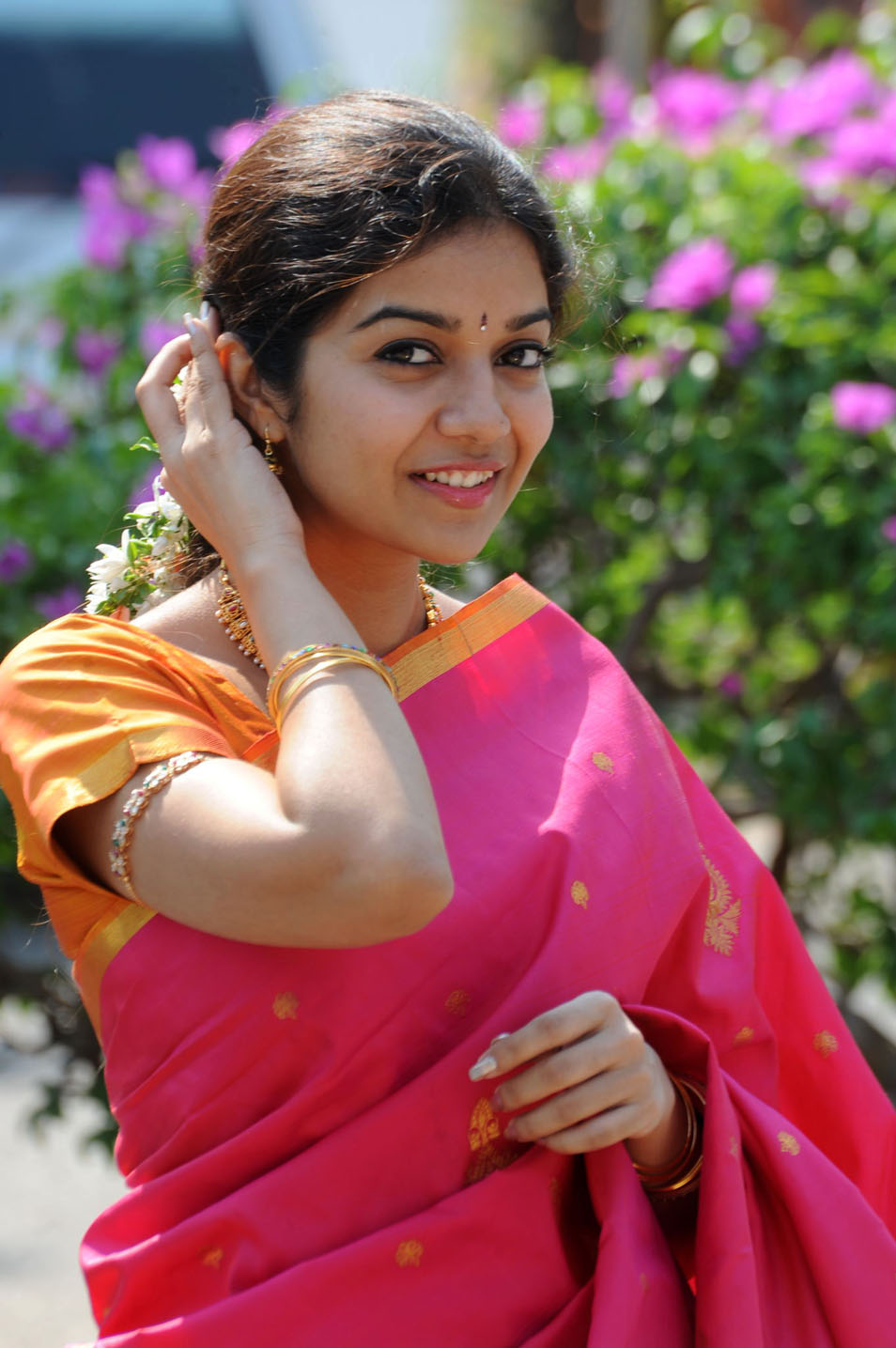 Swathi Latest Stills | Tollywoodtv