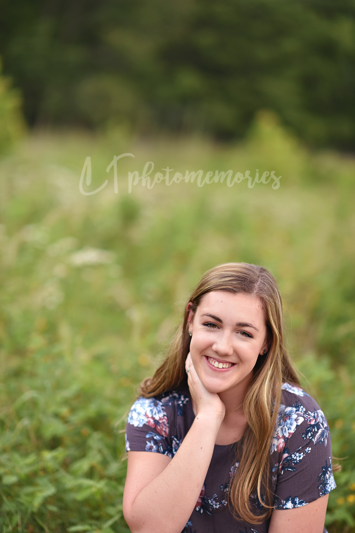 CT PhotoMemories: SENIOR SESSION: Alissa