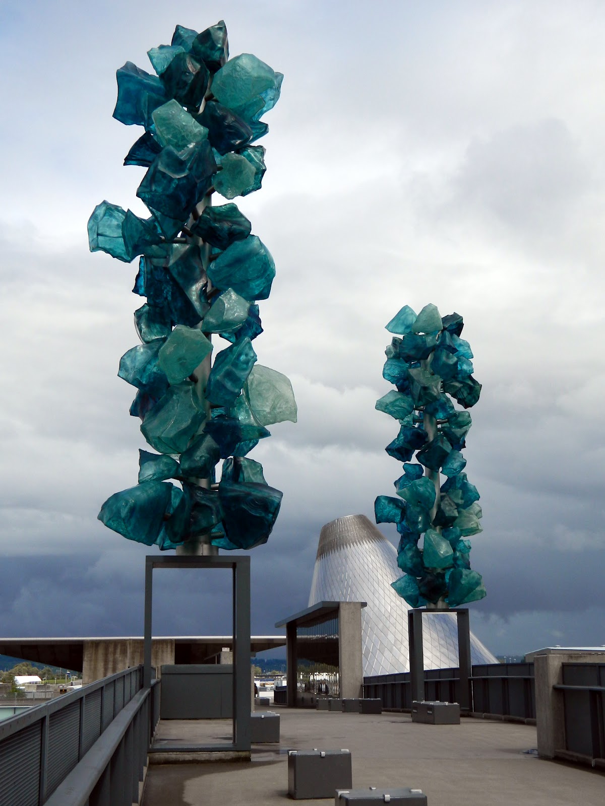 Dancing 'Cross the Country: Tacoma Museum of Glass (MOG)