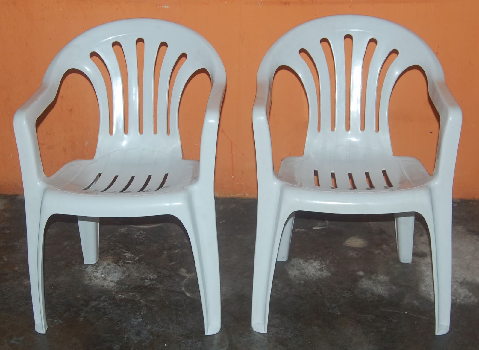 Kerusi Plastik | Plastic Chairs