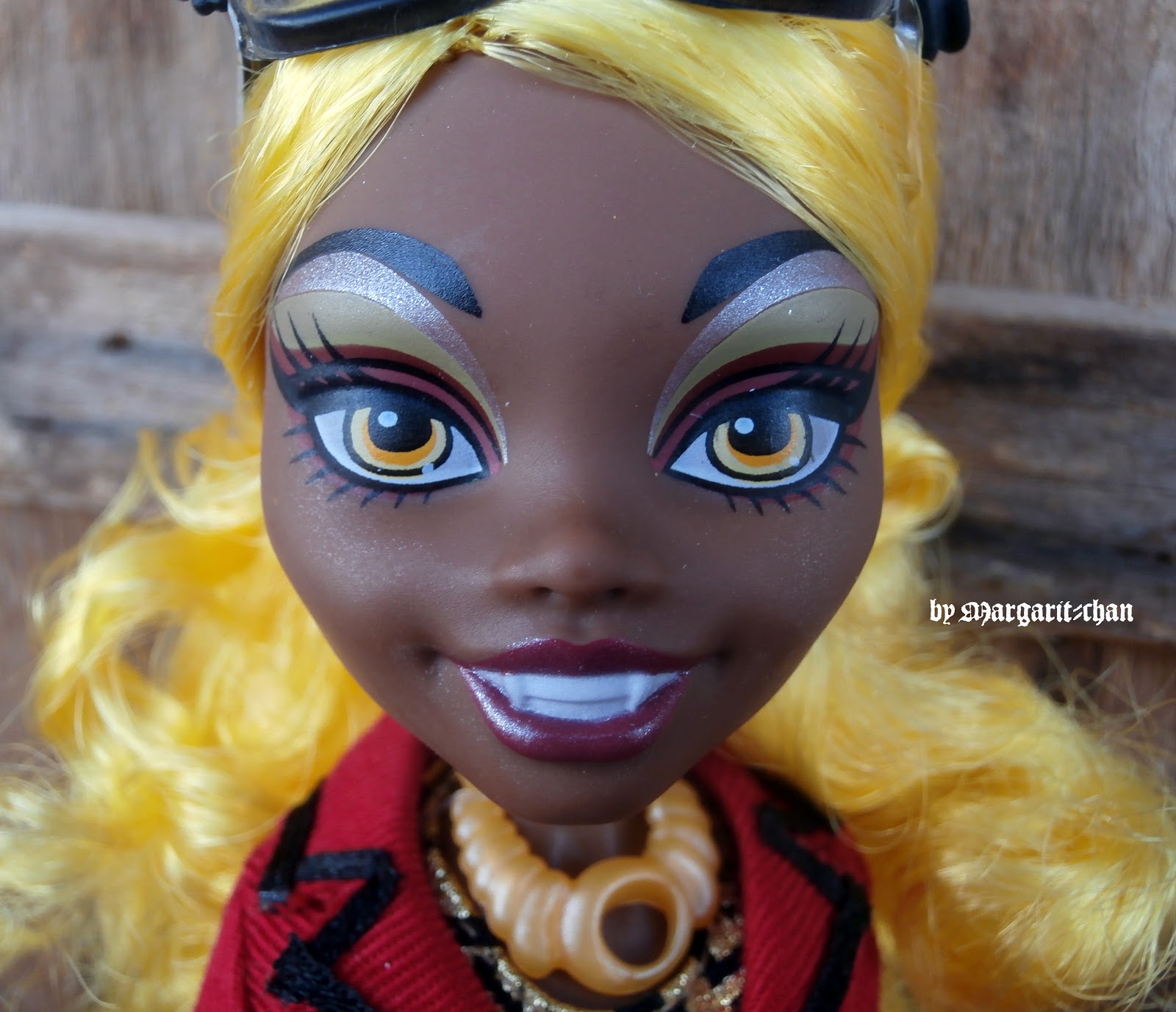 MAD Doll Studio: Monster High Clawdia Wolf Hauntlywood/Basic (CZ)