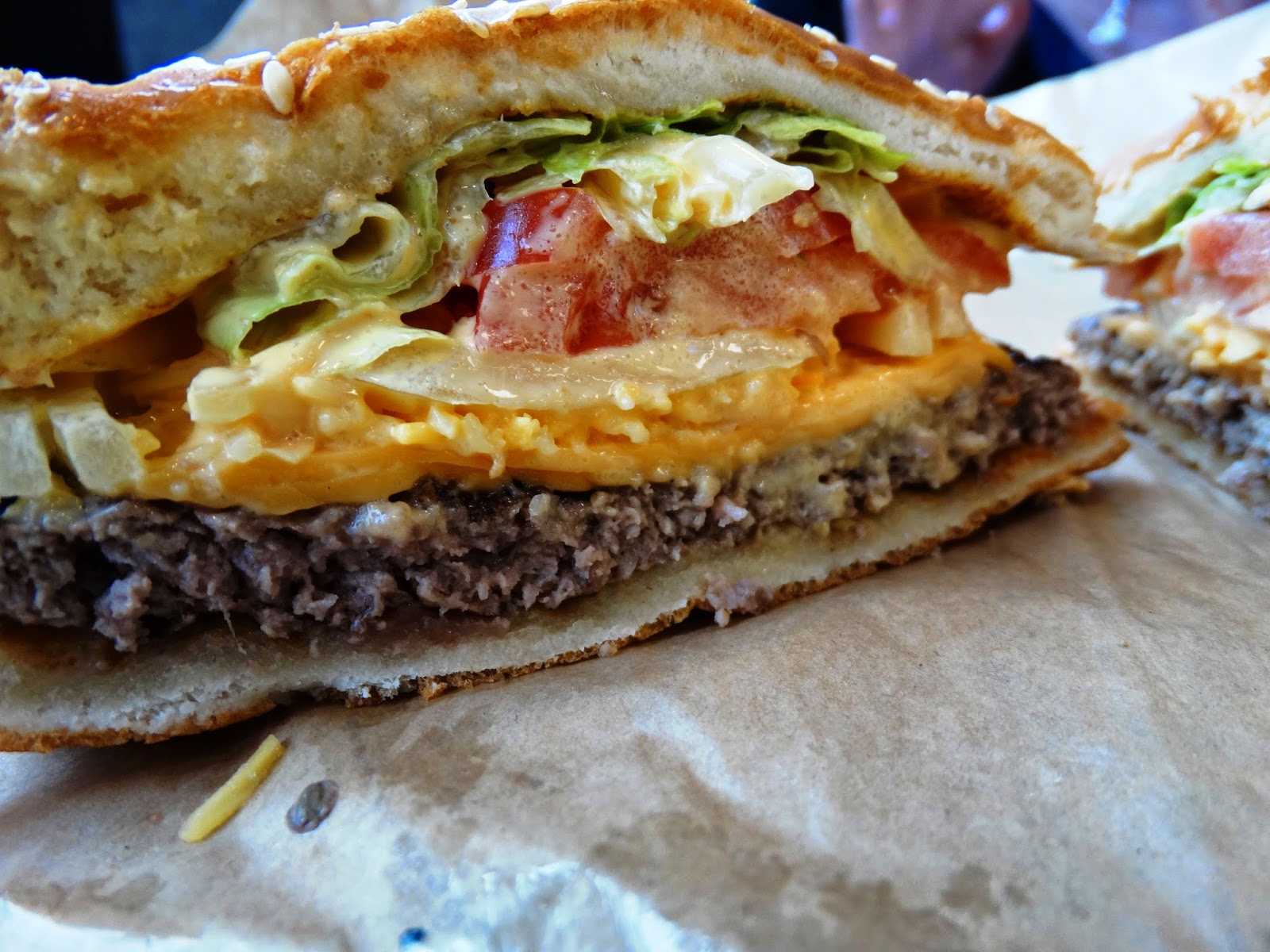 Bill Cianci's (Mostly) Burger Reviews: The Yumbo is Back! (I had such ...
